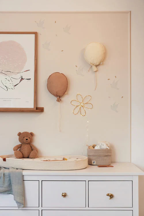 Baby room decoration: fabric balloons & music hangers | unwrapped – un ...